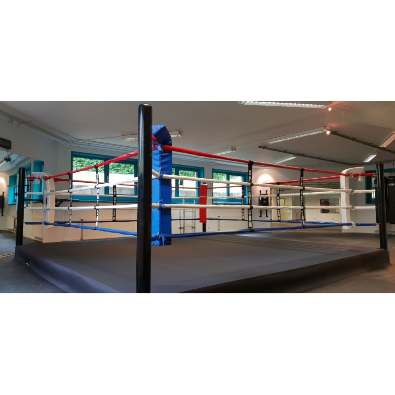 Ring de boxe pro training avec podium 30cm | SportCom