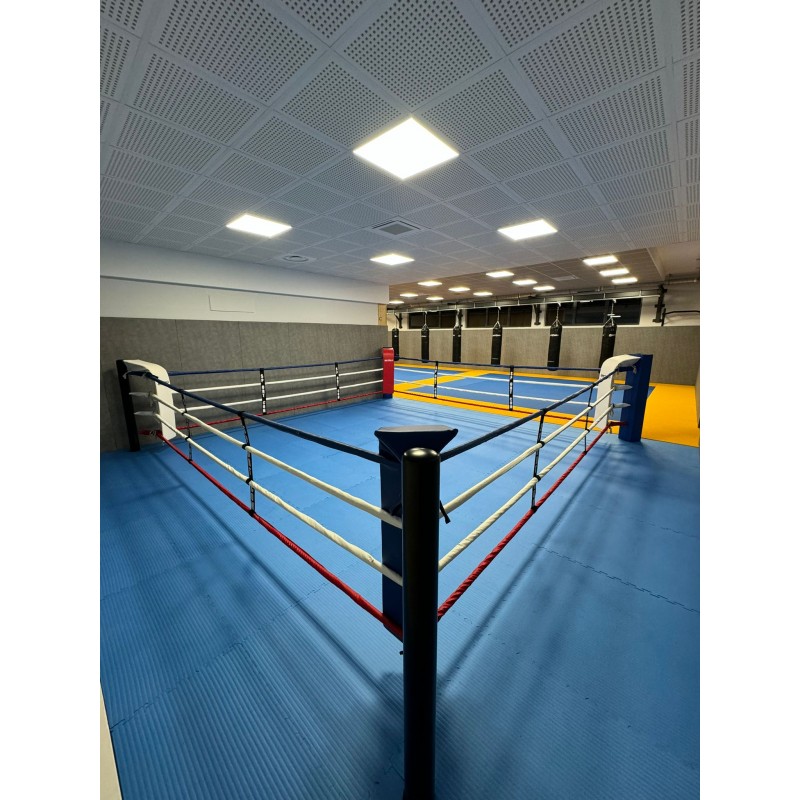 Ring de boxe écofixe au sol avec fourreaux | SportCom